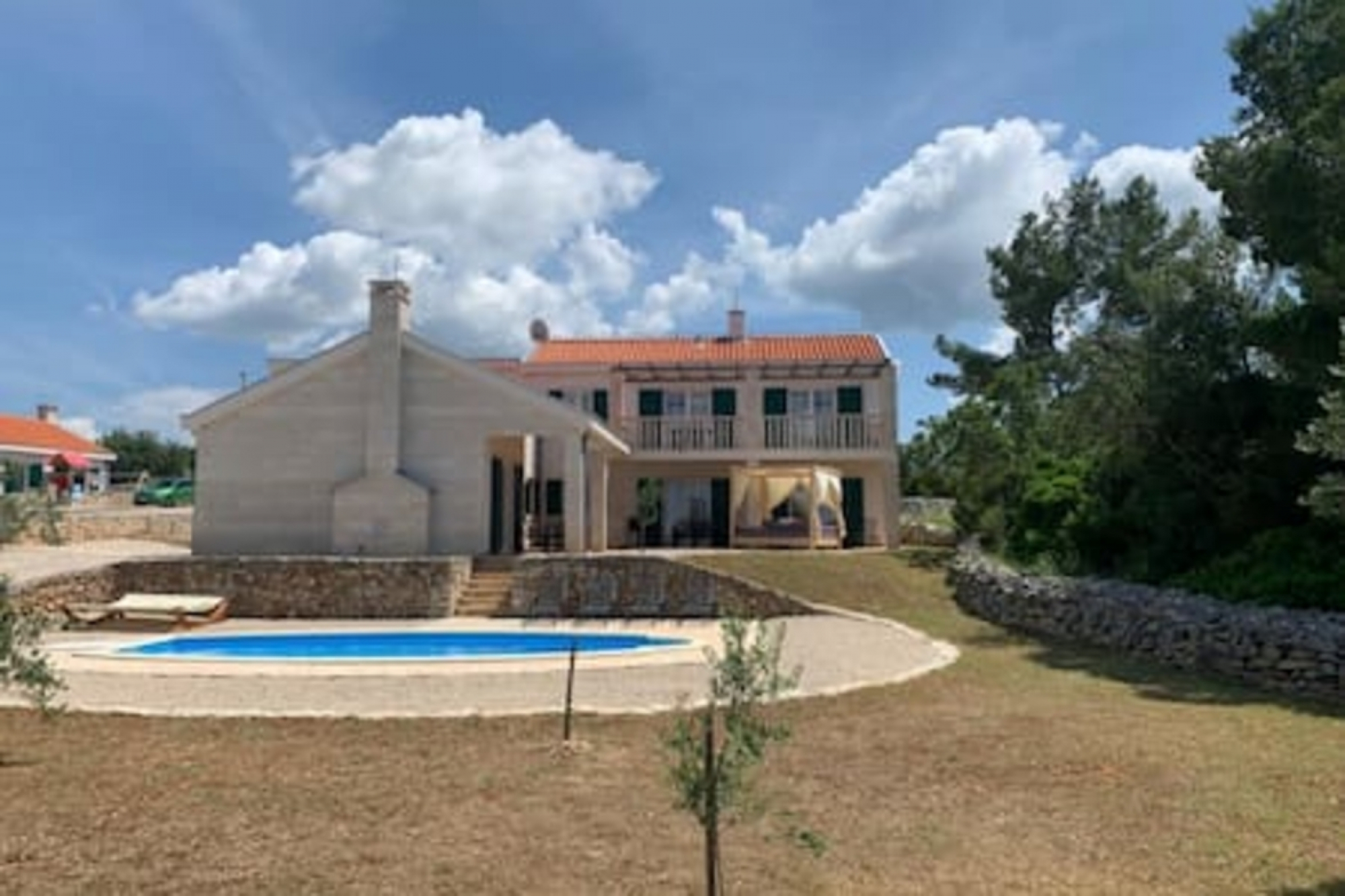 Villa Rose (v1) | Missafir